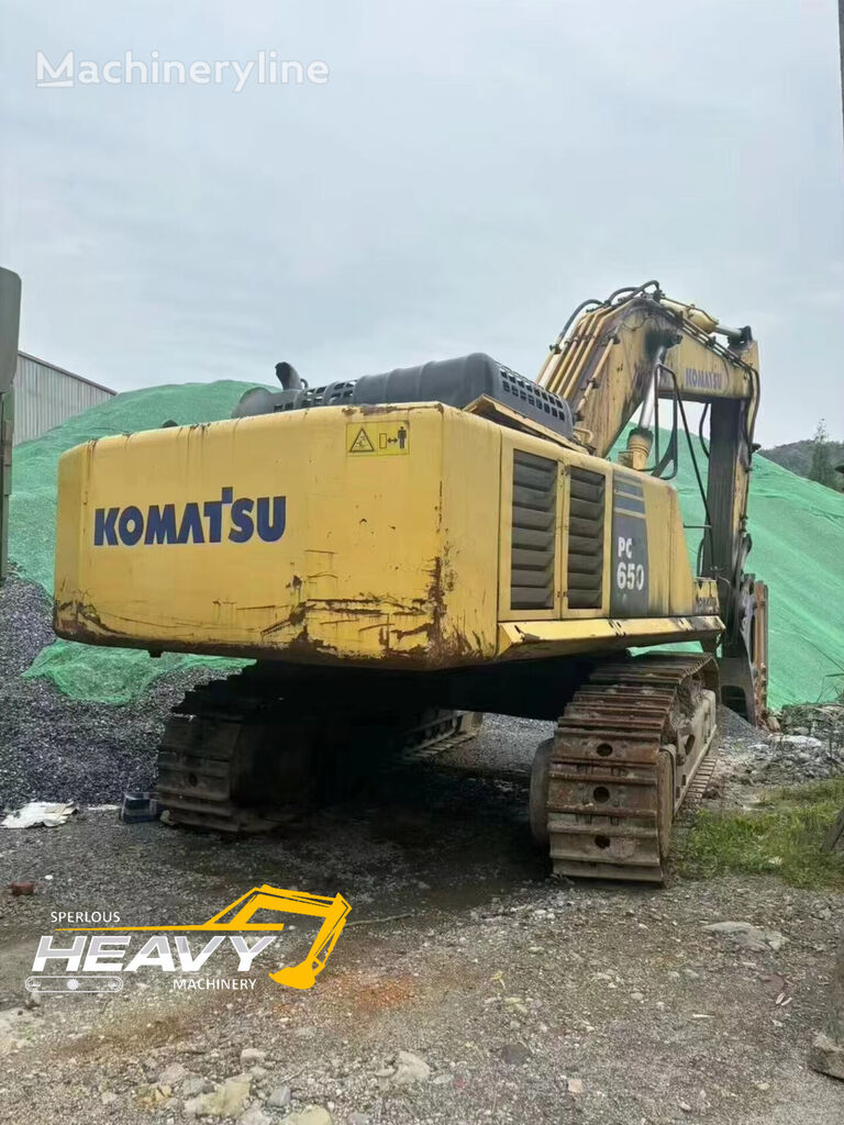 Komatsu PC650LC-7 bager na šinama