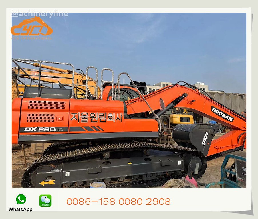 Doosan DX300LC bager guseničar