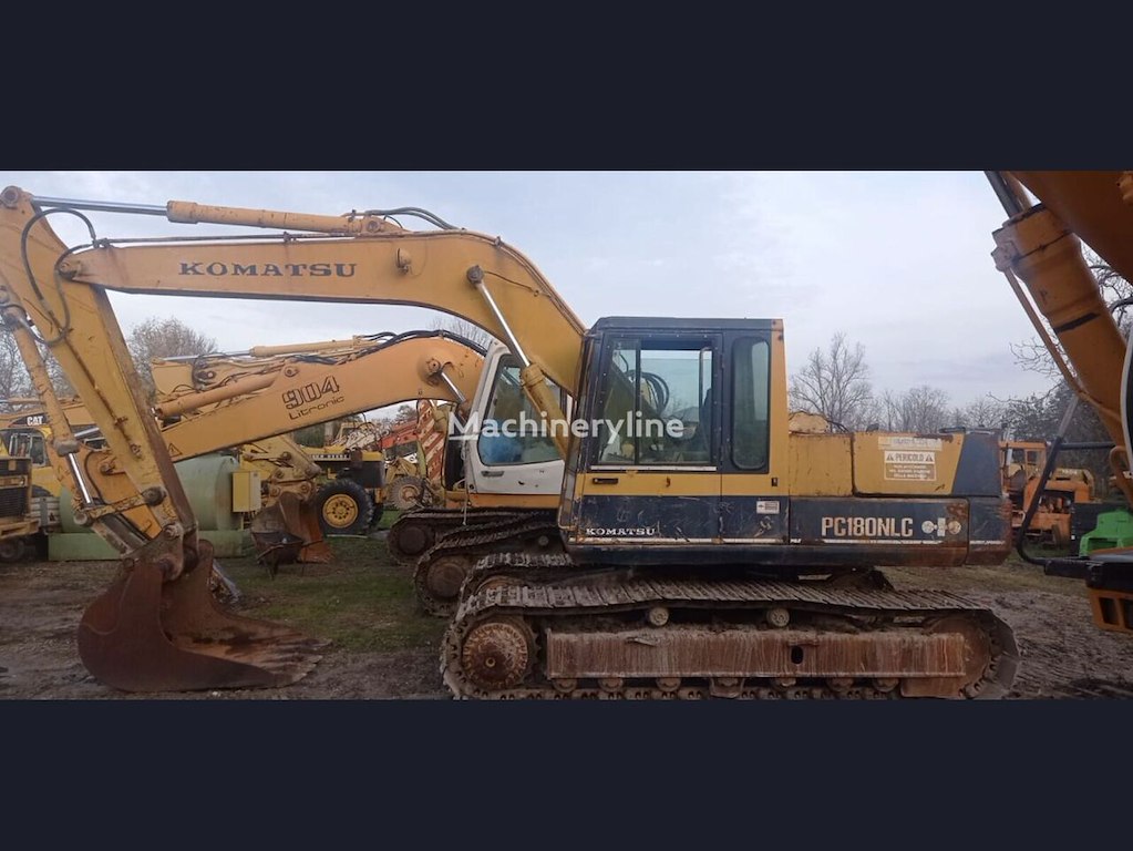 Komatsu PC180NLC-3 bager guseničar