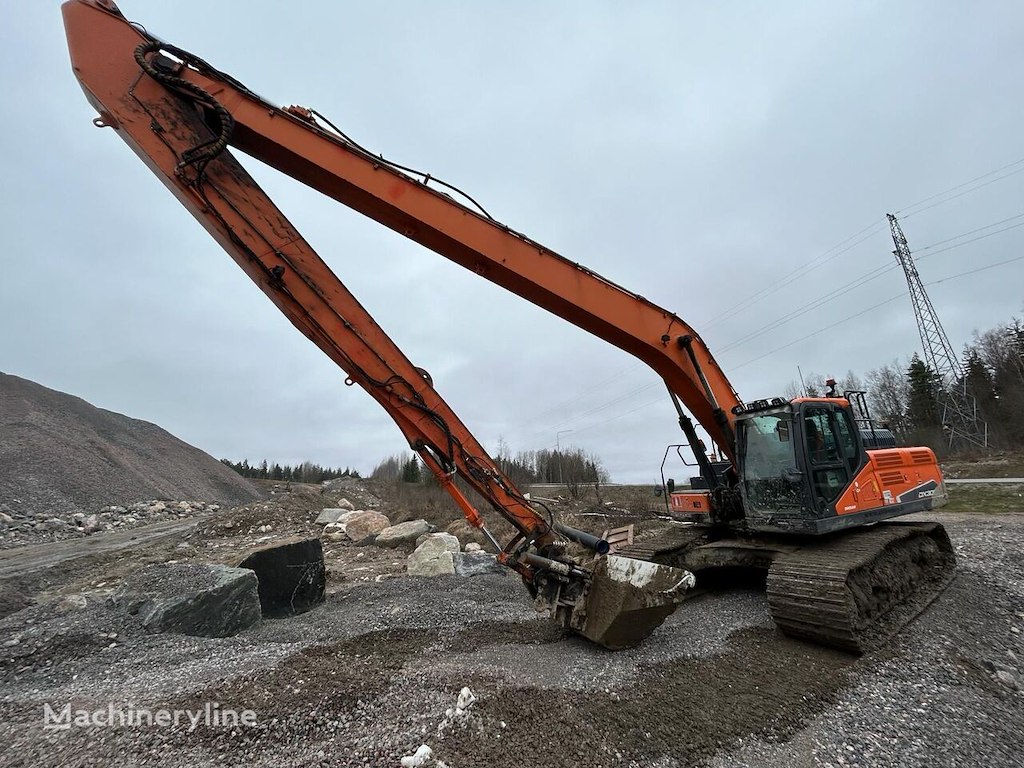 Doosan DX 300LC-5 bager guseničar