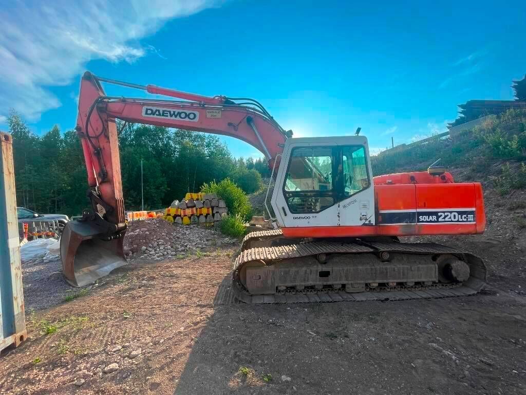 Daewoo Solar 220LC III bager guseničar