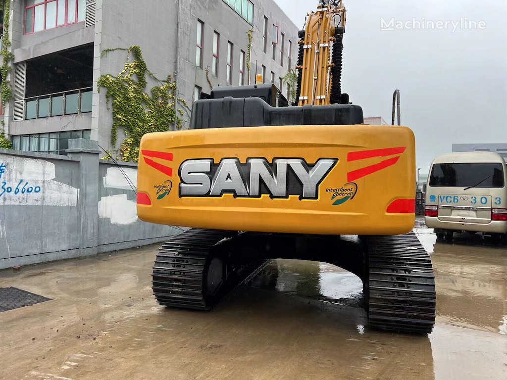 Sany SY 215C bager guseničar