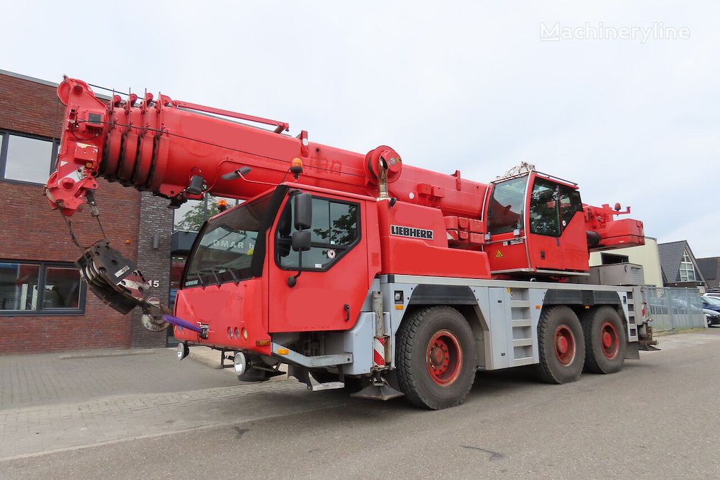 Liebherr LTM 1055-3.2 pokretna dizalica