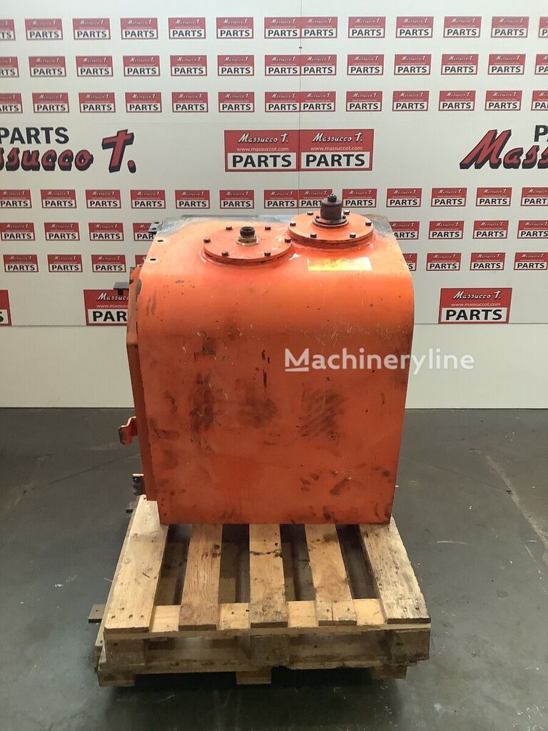 Hidraullični rezervoar za Fiat-Hitachi EX 235 bagera