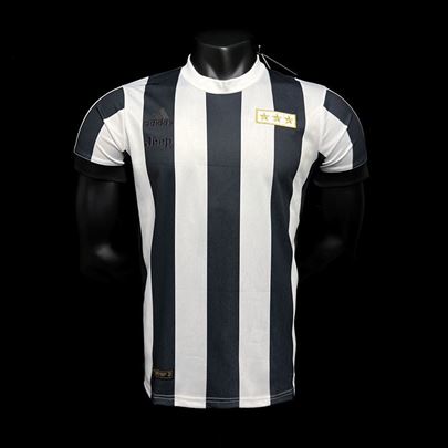 Juventus 120th Anniversary Edition dres