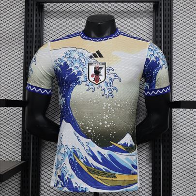 Japan 2024/2025 Ocean EdItion dres