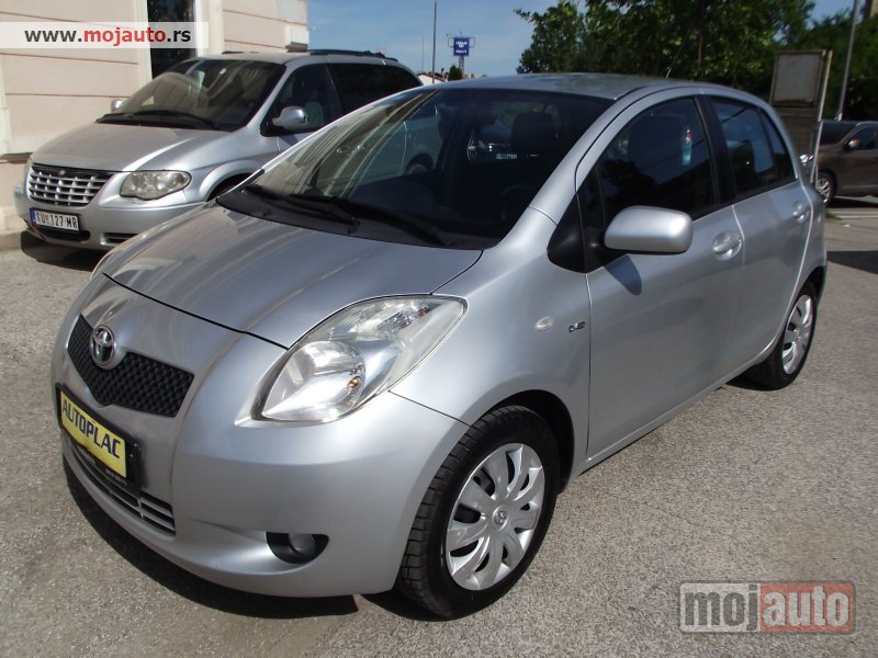 Toyota Yaris 1.4 D 66 KW KLIMA NOV