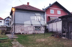Prodajem Kuću, Bulevar Kralja Aleksandra, Zvezdara, Beograd, €80.000
