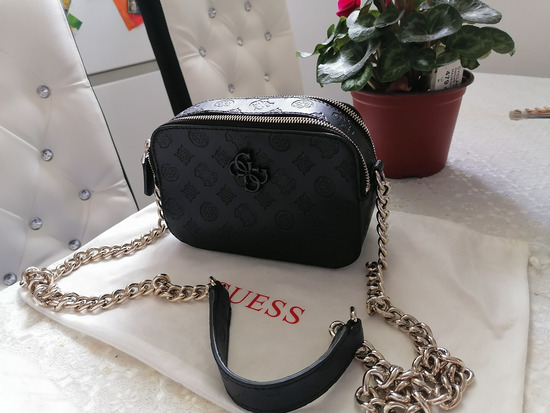 Guess torbica sada 7000