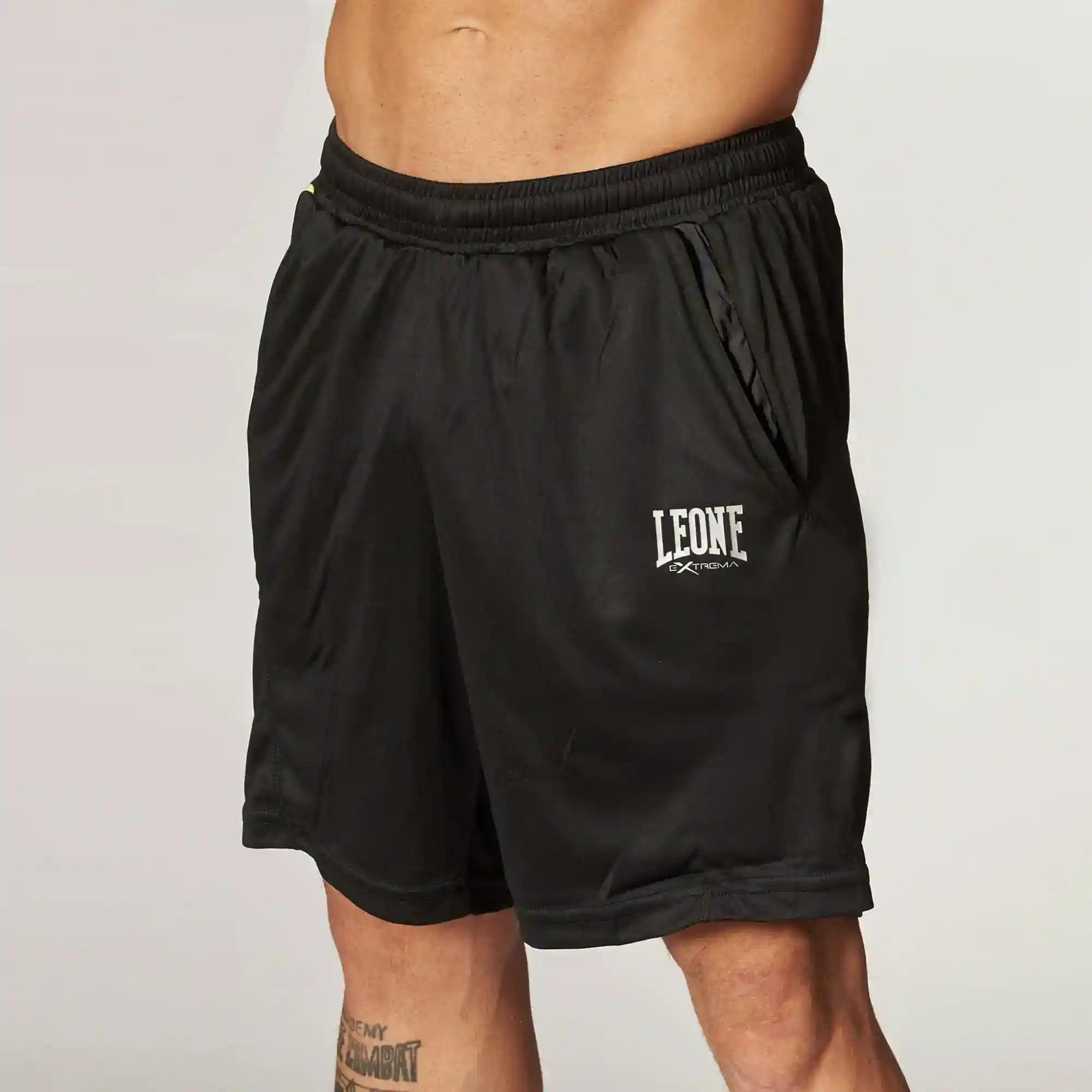 LOGO SHORTS