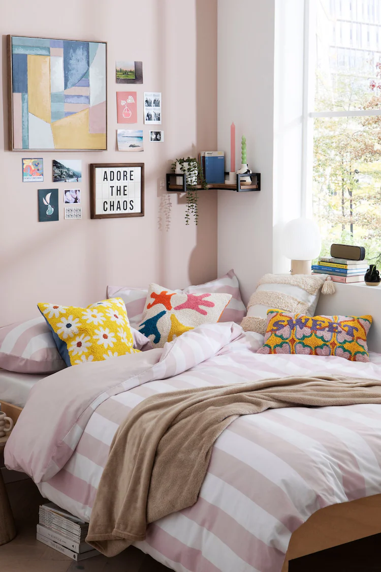 Pink/White Stripe Duvet Cover and Pillowcase Set