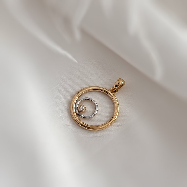 Krugovi, zlatni privezak sa jednim cirkonom