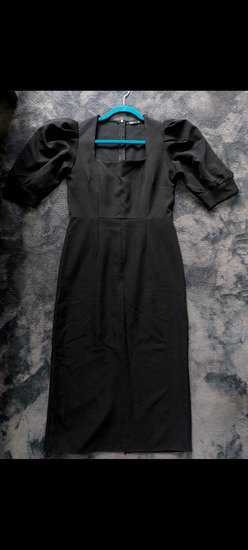 Savršena crna elegantna haljina
