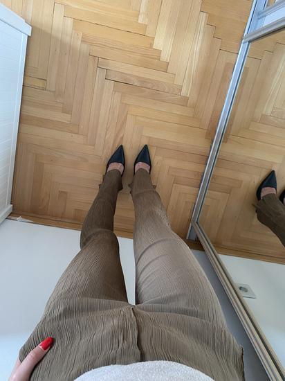 Zara elegantne pantalone