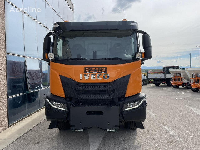 IVECO X-Way AD300X46Z kiper