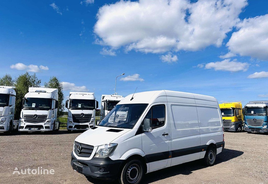 Mercedes-Benz Sprinter minibus furgon