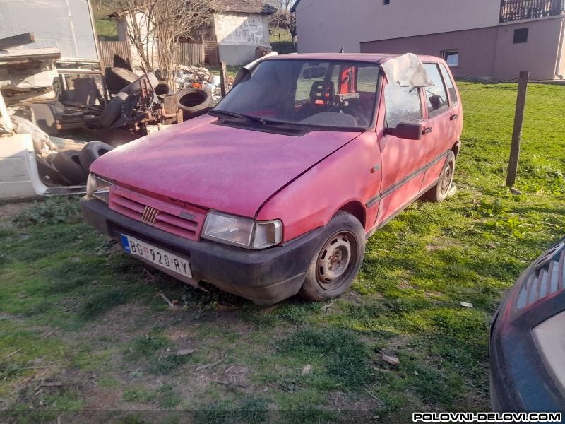 Fiat Uno Uno Kompletan Auto U Delovima