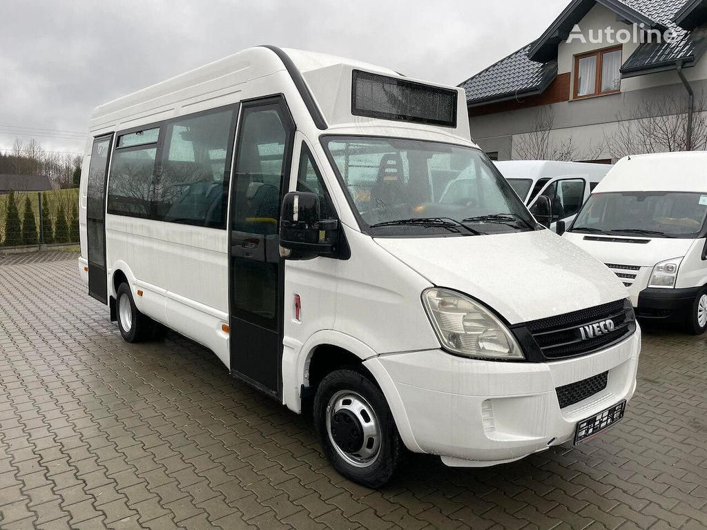 IVECO Daily putnički minibus