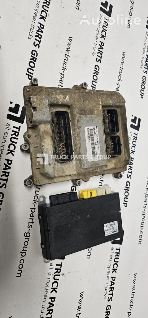 IVECO STRALIS EURO5 emission ignition set ECU + VCM + chip key 4462700 upravljačka jedinica za IVECO IVECO STRALIS EURO5 emission ignition set ECU + VCM + chip key 4462700020, 504122542, 028102004...