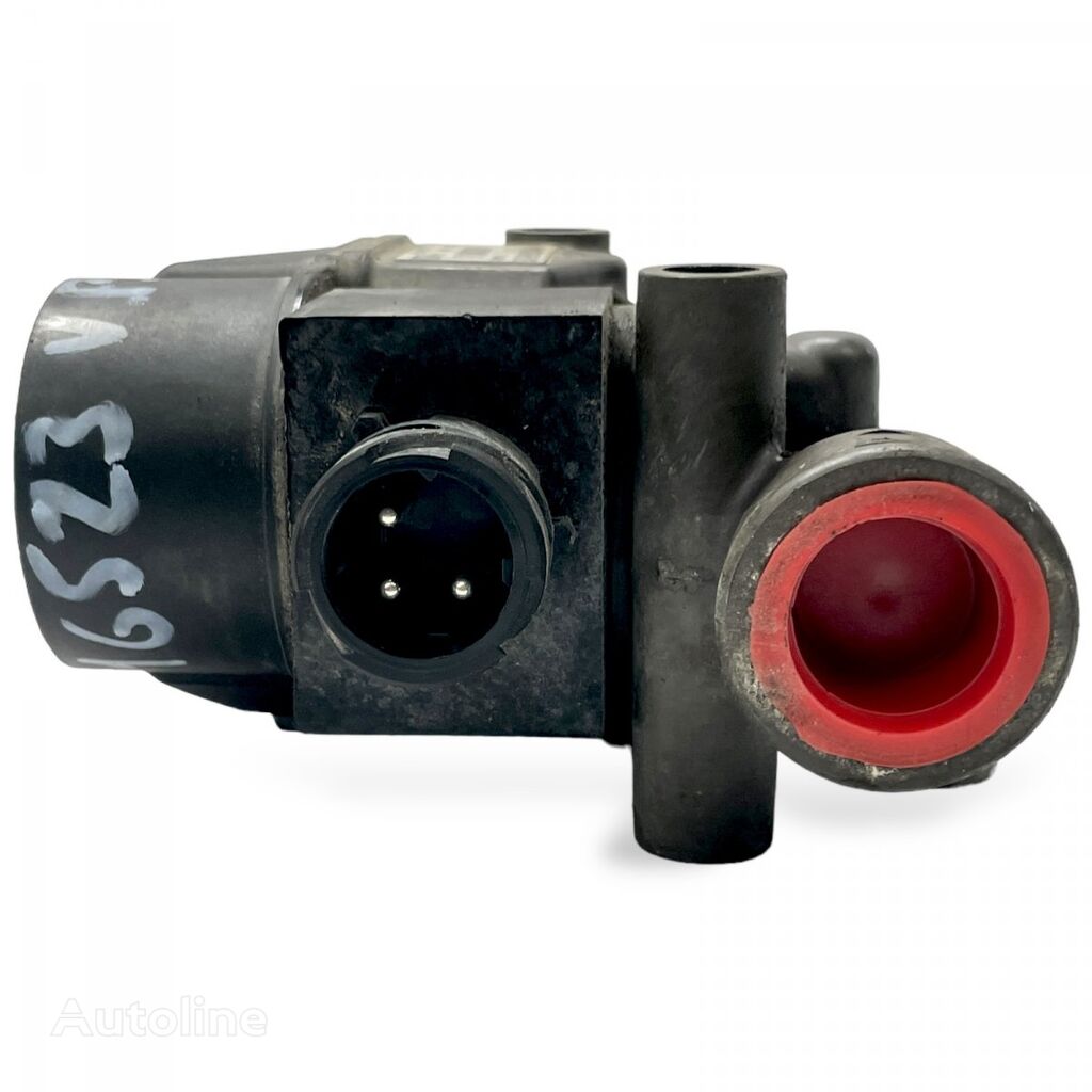 Pressure control brake valve Knorr-Bremse TGX 18.470 (01.20-) K038438 za MAN TGL, TGM, TGS, TGX (2020-) tegljača