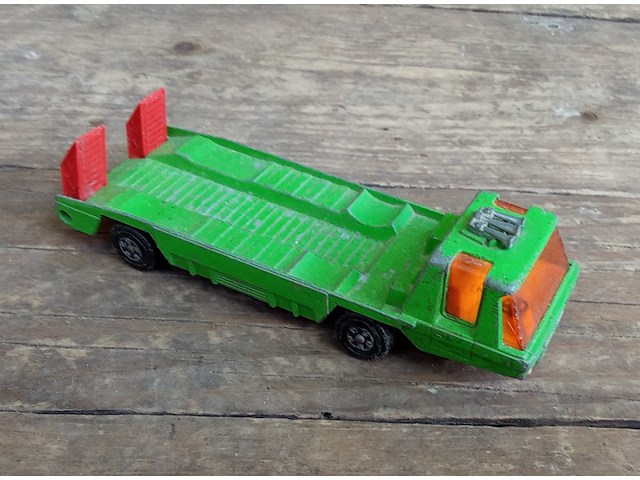 AUTIC KAMION VECI MATCHBOX