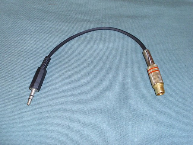 3.5 mm na RCA Video Cable