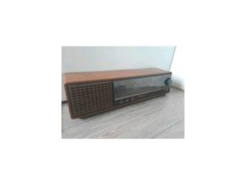 GRUNDIG RF 620 radio VINTAGE