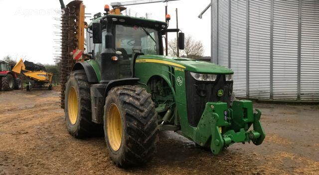 John Deere 8400R traktor točkaš