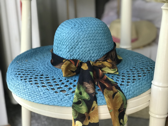 Nov letnji tirkizni damski šešir