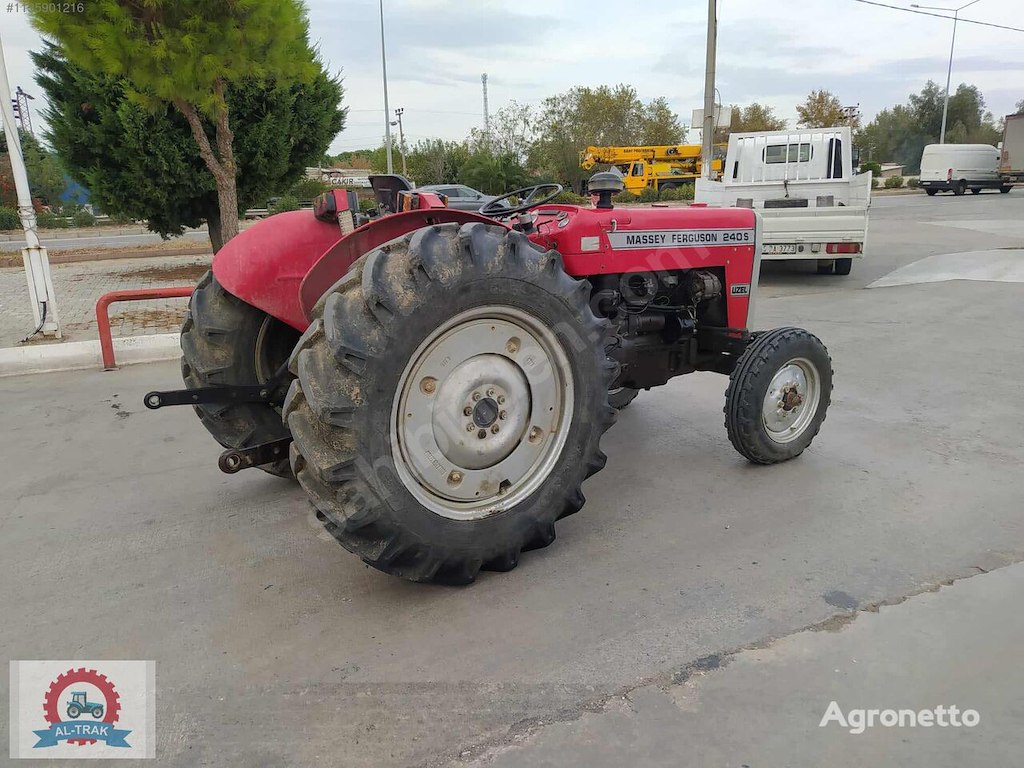 Massey Ferguson 240 S mini traktor