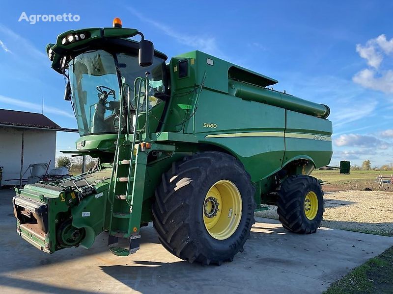 John Deere S660 4WD kombajn za žito