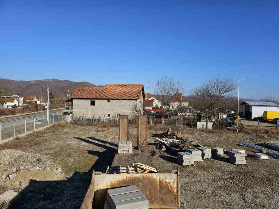 Prodaja gradjevinskog zemljišta povrsine 40 ar