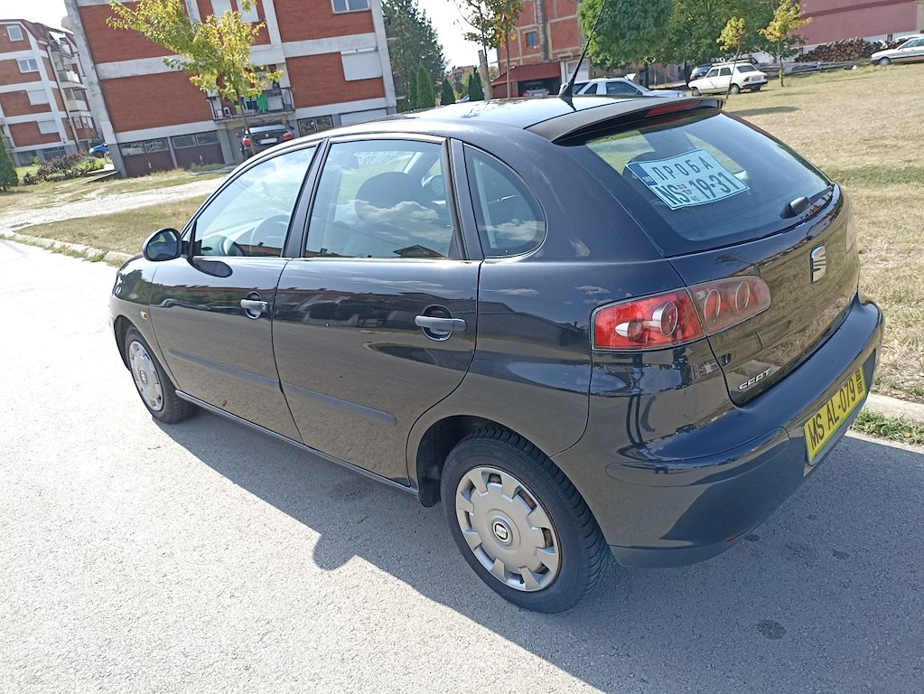 Seat ibiza 1.4 , 2006 god