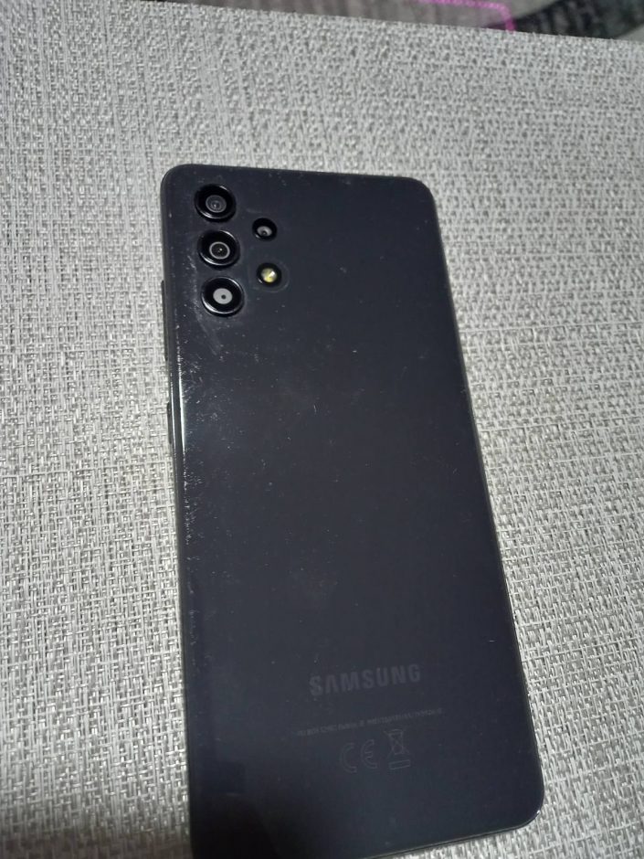 Prodajem SAMSUNG GALAXY A32