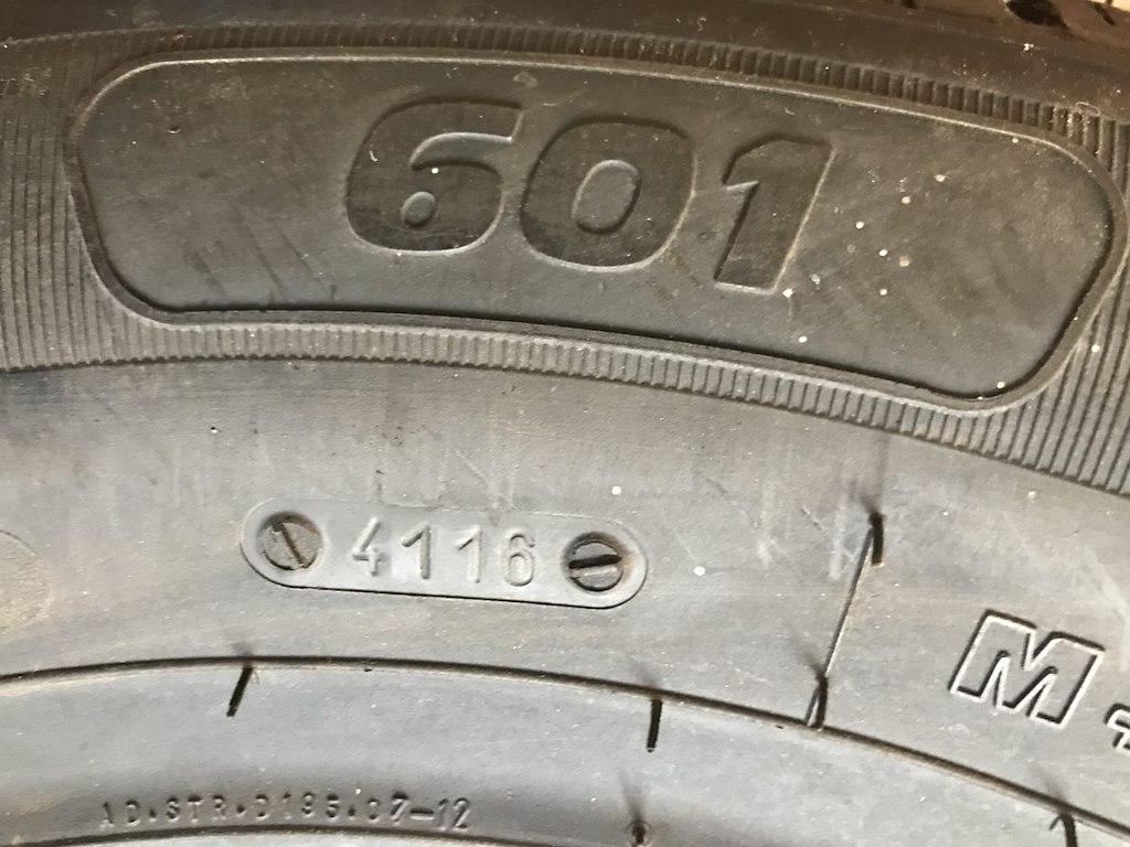 Gume Taurus Winter 195/65 R15