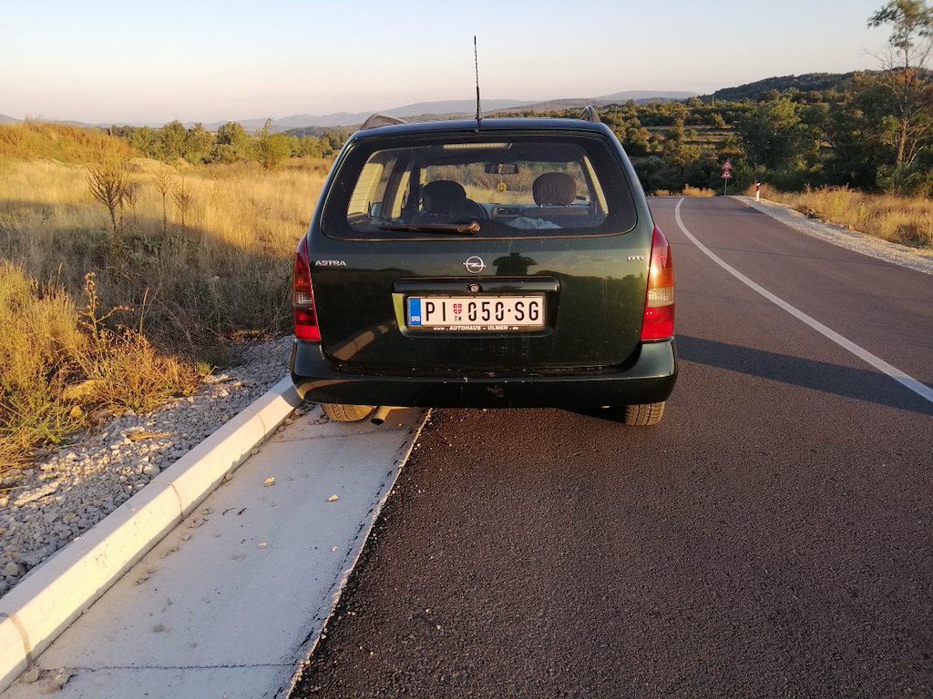 NA PRODAJU OPEL ASTRA!!!