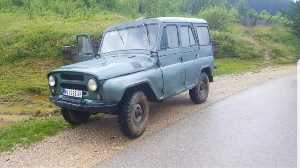 UAZ 469 PLIN