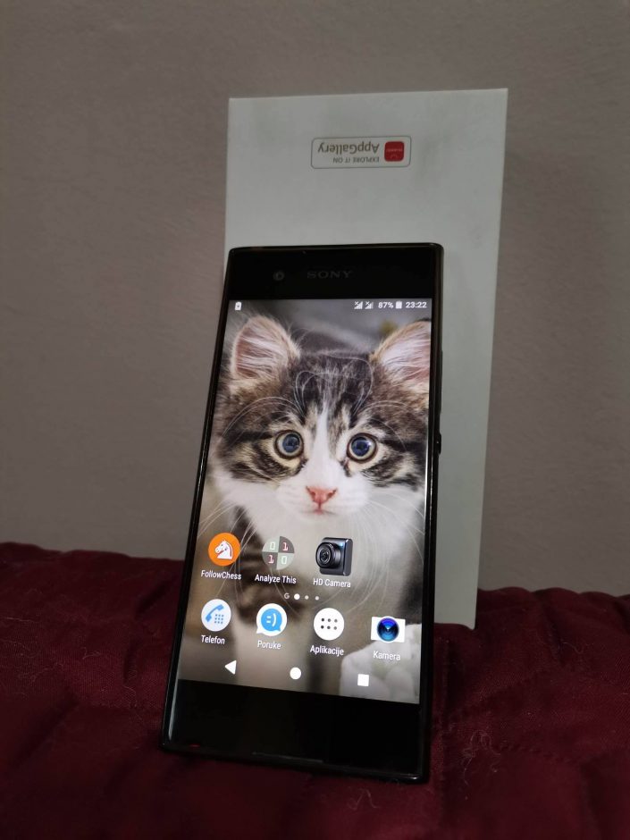 Prodajem Sony Xperia Xa1