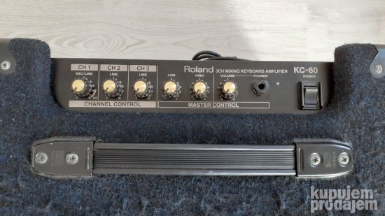 Roland kc 60