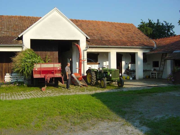 Kupujem seosko Domaćinstvo u bližoj i daljoj okolini Niša