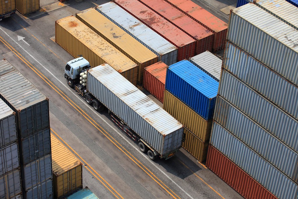 Prodaja novih i polovnih prekookeanski transportnih kontejnera