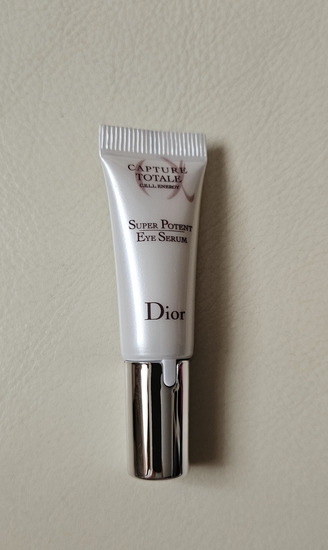 DIOR Capture Totale Super Pot.Eye Serum, nov or.