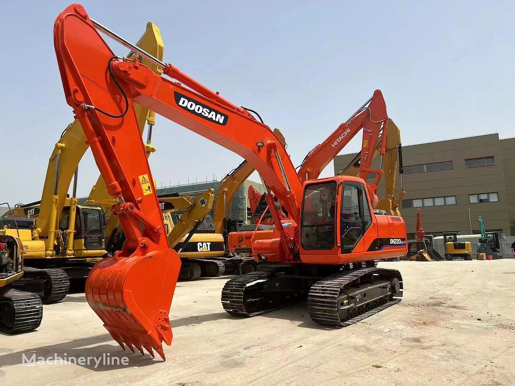 Doosan DH220LC-7 bager guseničar