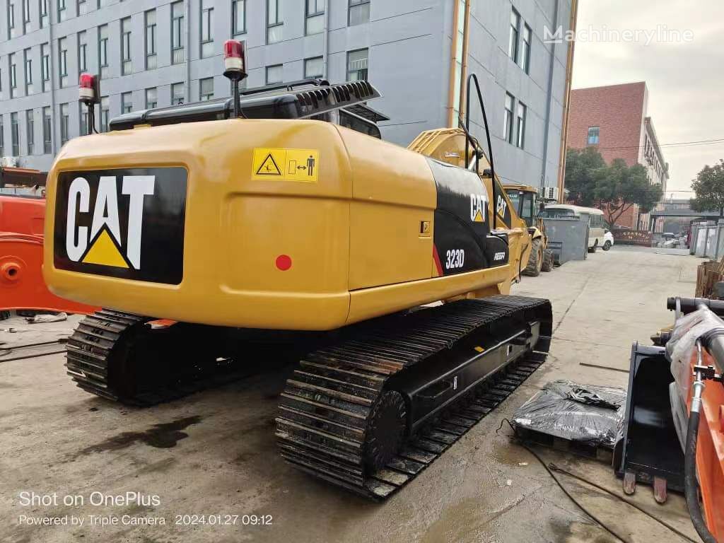 Caterpillar 323D bager guseničar