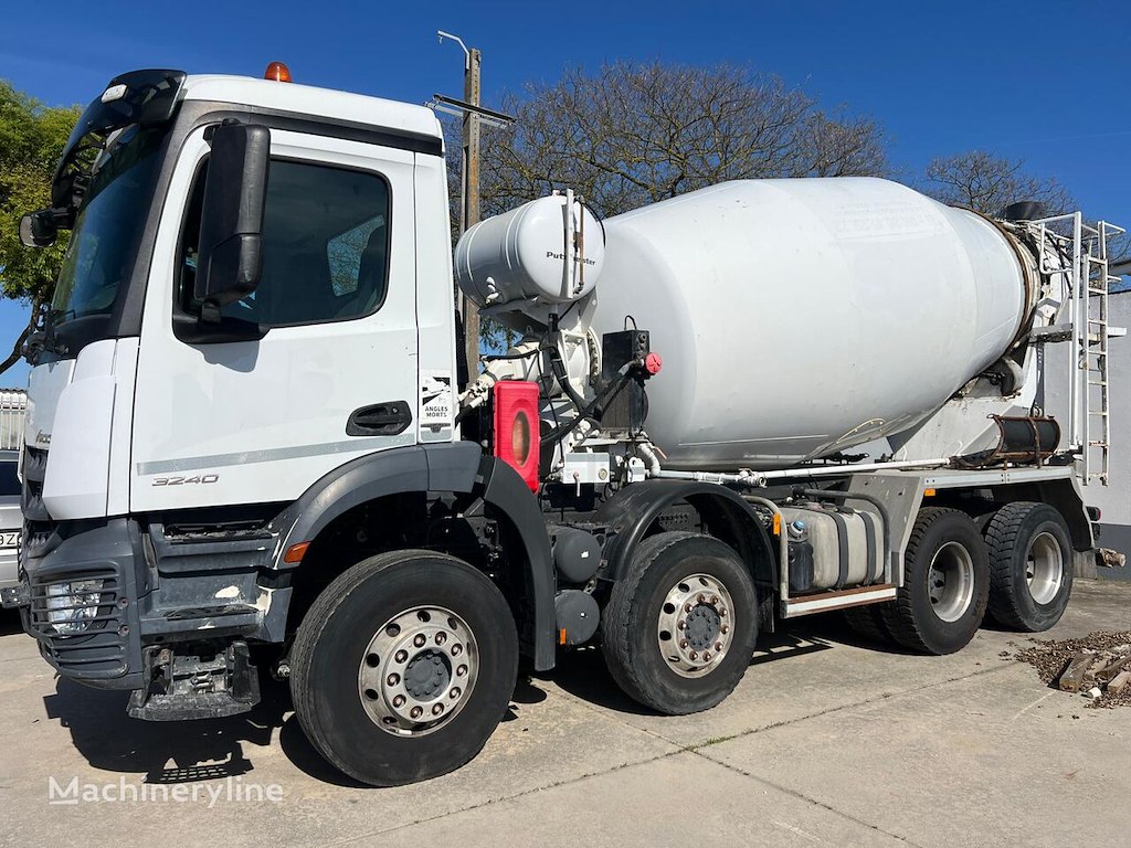 Putzmeister na šasiji Mercedes-Benz Arocs 3240 kamion s mešalicom za beton