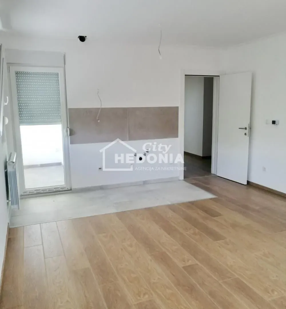 Prodaja, dvosoban stan, 56m2, Zemun, Beograd