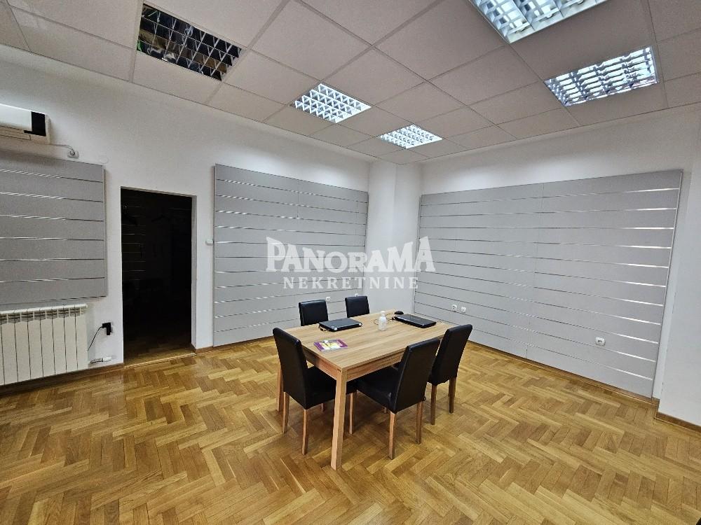 Retko u ponudi, odličan poslovni prostor kod Vukovog spomenika ID#3064 1.950 €