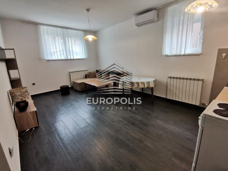 Bosanska, Gornji grad, Zemun ID#5575 112.000 €