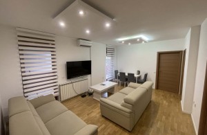 Iznajmljujem Stan-Apartman, Hram, Beograd Grad