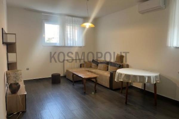 Bosanska , Dvoiposoban stan na prodaju, 55m2, 112.000€